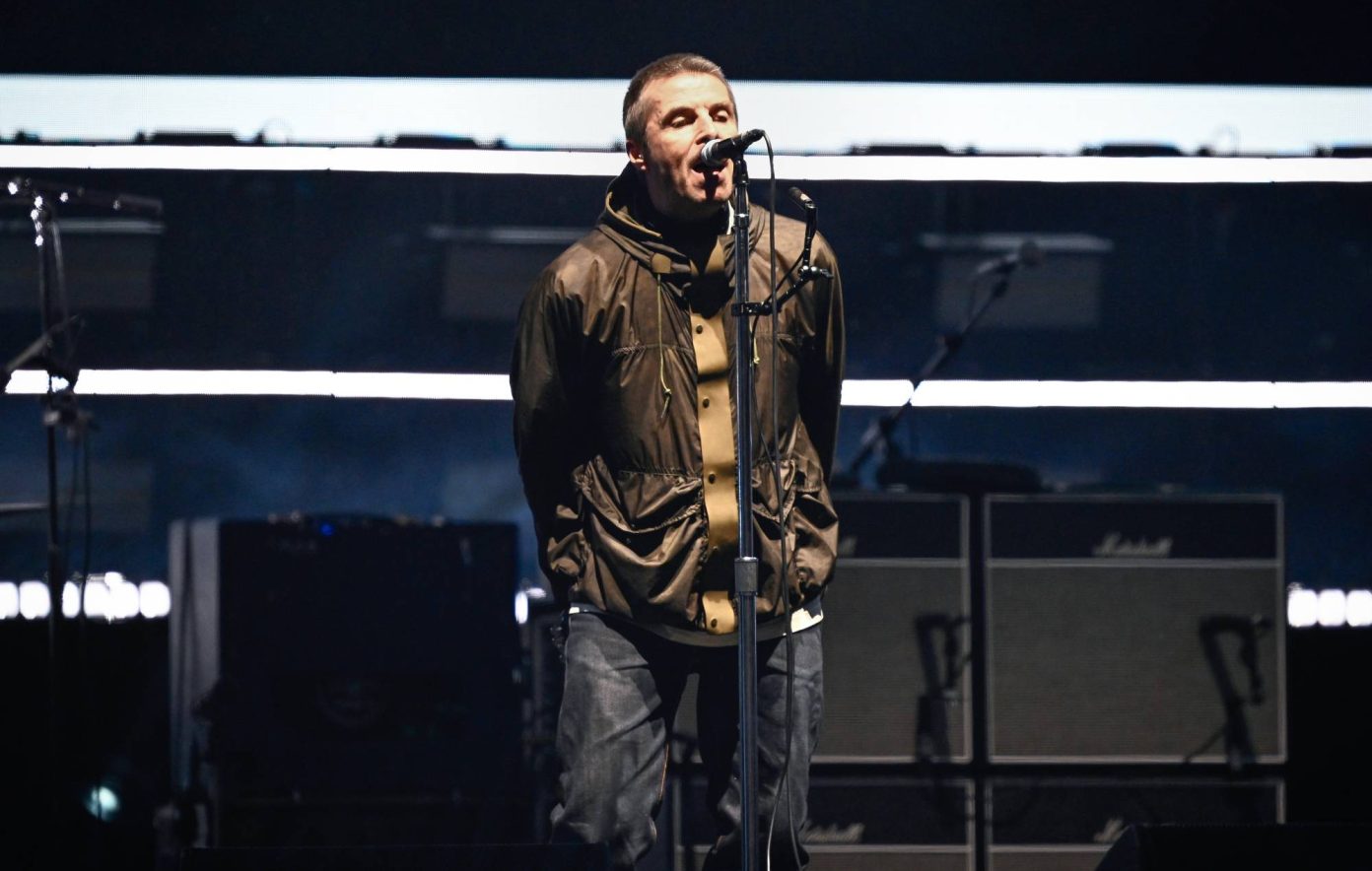 Oasis se trijumfalno vratio na binu posle 16 godina: Koncert otvoren ...